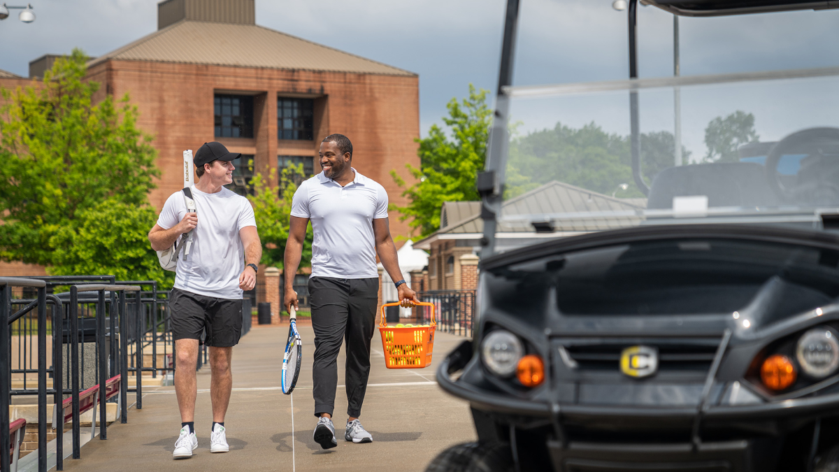 Shuttle 2+2 | Golf | Cushman